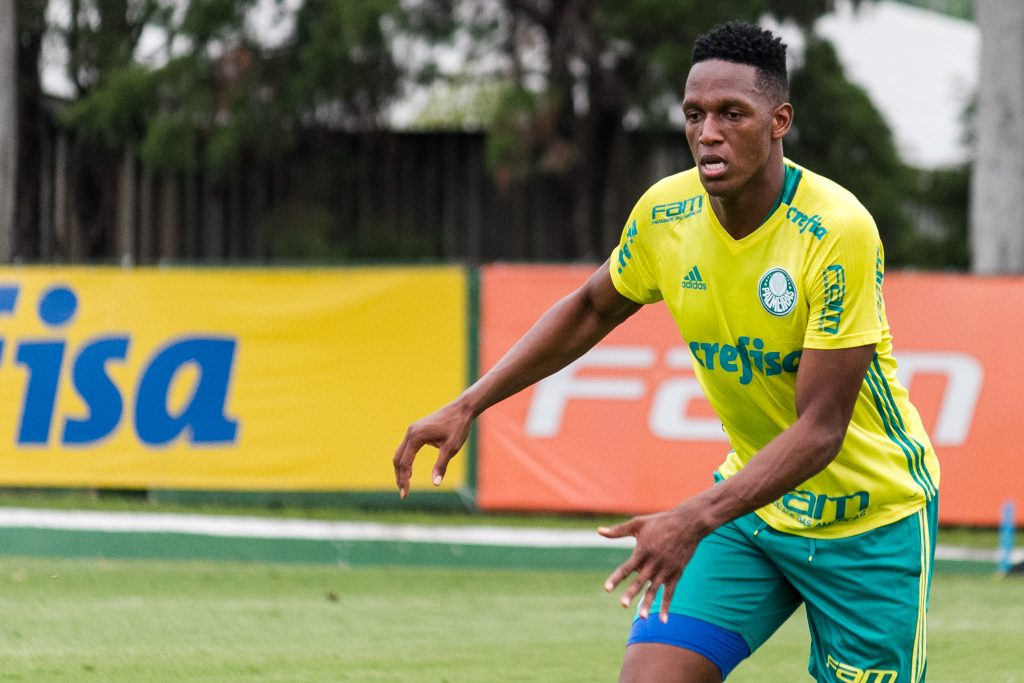 Recuperado, Mina volta a treinar com bola no Palmeiras | Jovem Pan