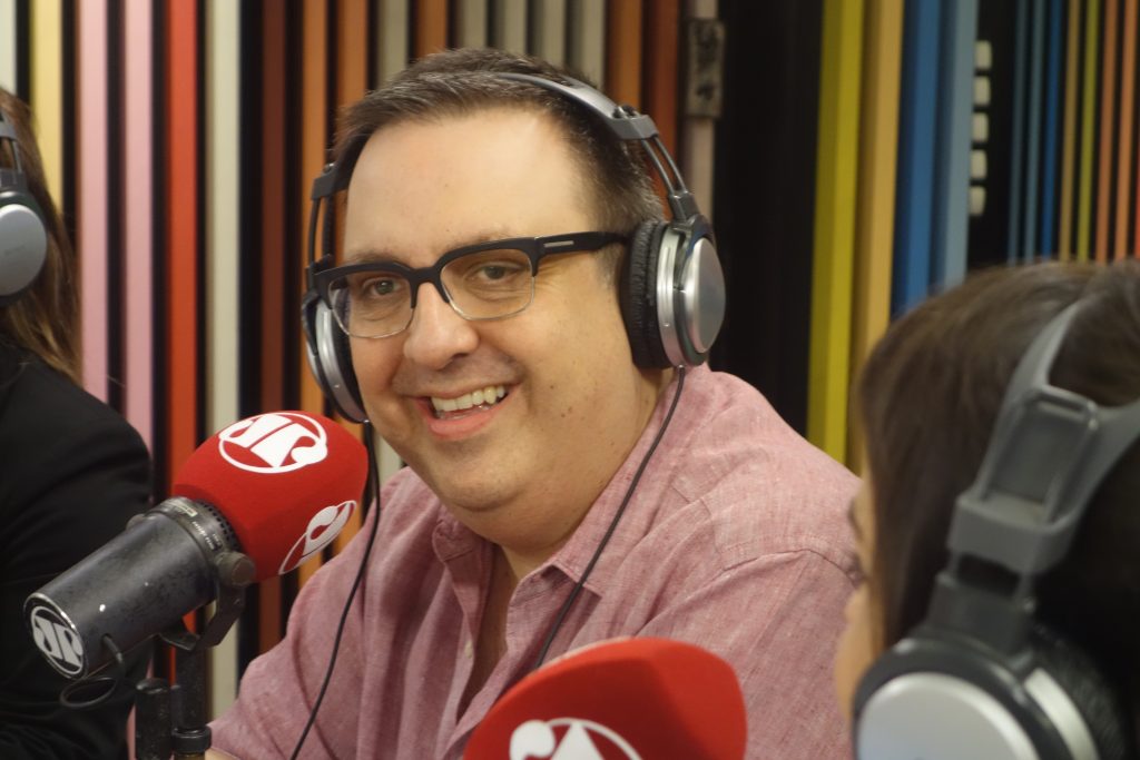 “Mudar o apresentador foi decisão estratégica da emissora”, diz Rodrigo ...