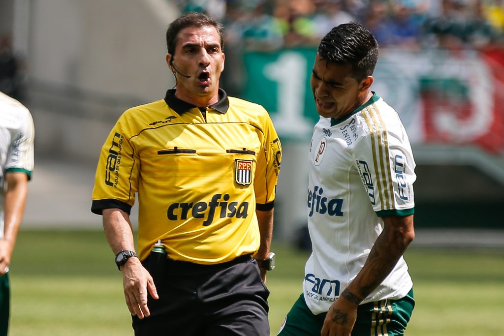 Fifa recomenda e Federação Paulista cancela patrocínio com Crefisa e ...
