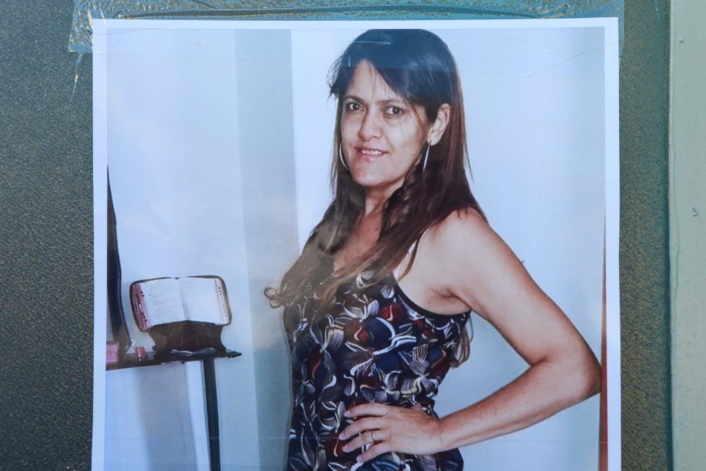 A vida e o sonho da professora Heley, heroína de Janaúba | Jovem Pan