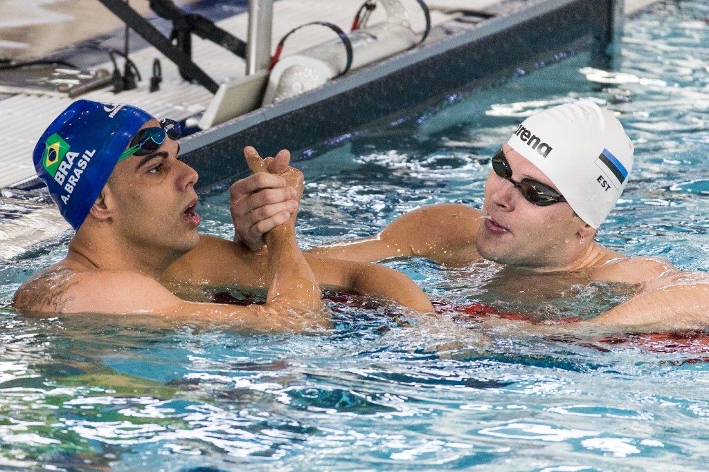 André Brasil leva 1º ouro do País no Mundial Paralímpico e se emociona ...