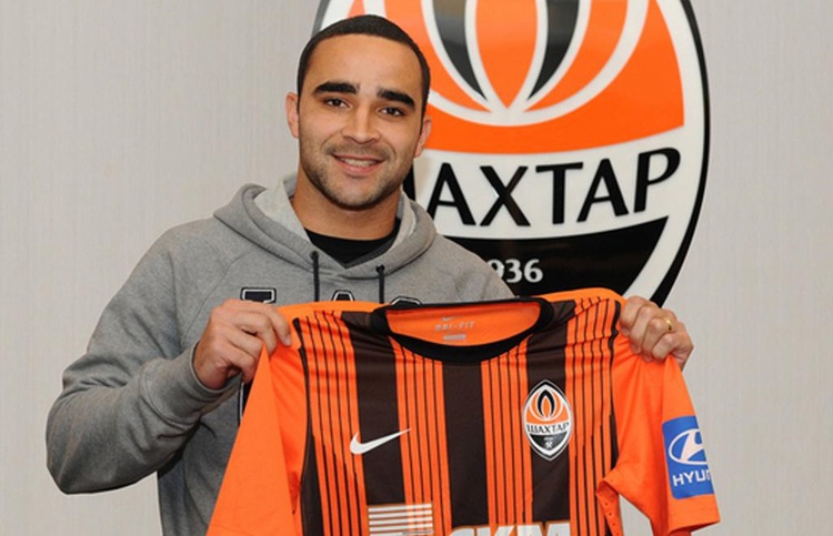 Quem é Ismaily, lateral-esquerdo convocado pela 1ª vez por Tite ...