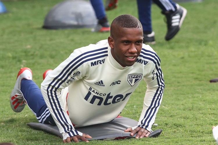 Toró volta a treinar e pode ser titular no ataque do São Paulo contra o ...