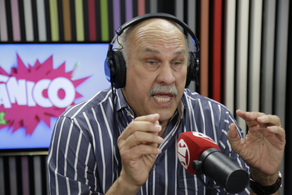 Canuto relembra TAPÃO que deu em entrevistado ao vivo | Jovem Pan