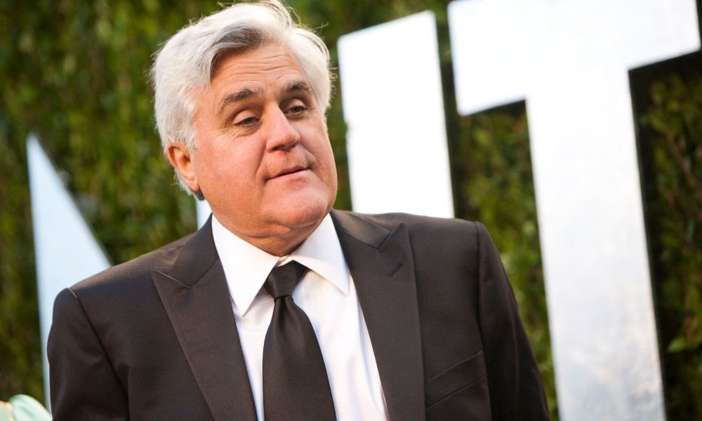 Comediante americano é hospitalizado após carro pegar fogo e deixá-lo ...