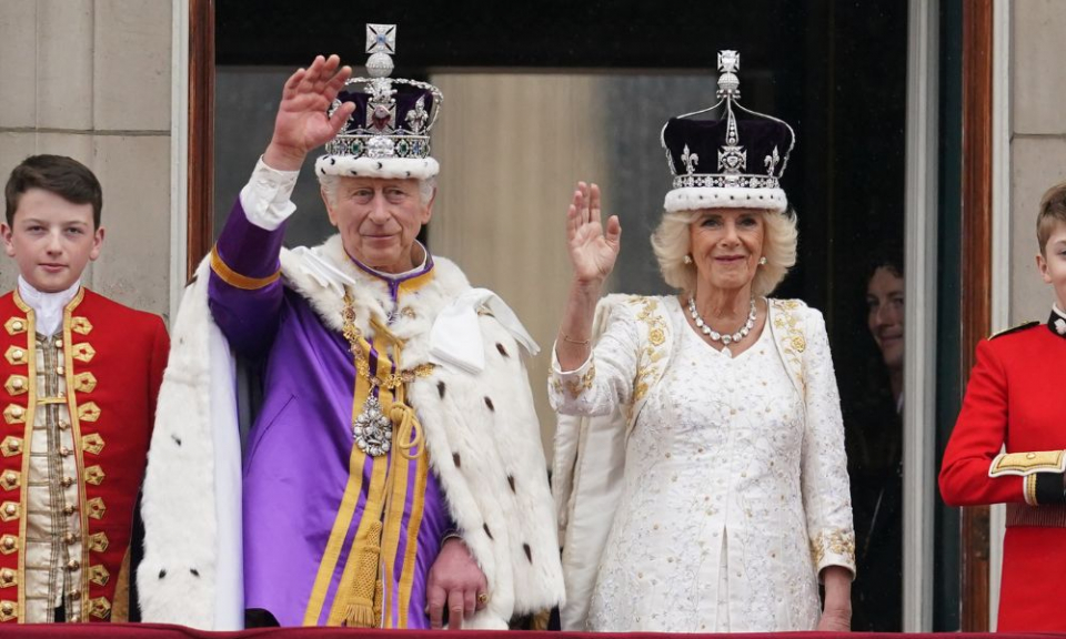 Charles III é coroado o novo rei do Reino Unido; veja como foi a cerimônia | Jovem Pan