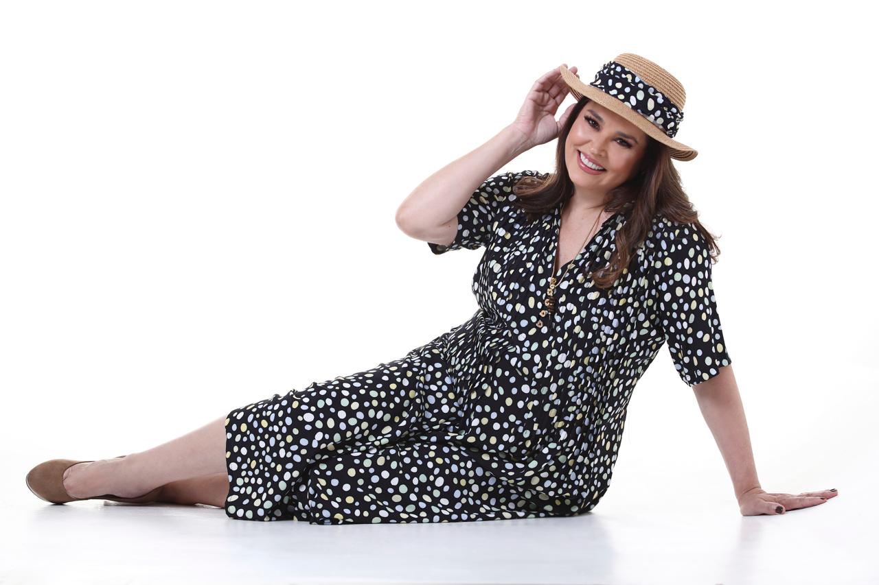 ‘Moda pode ser respeitosa e confortável’, afirma estilista que veste ...