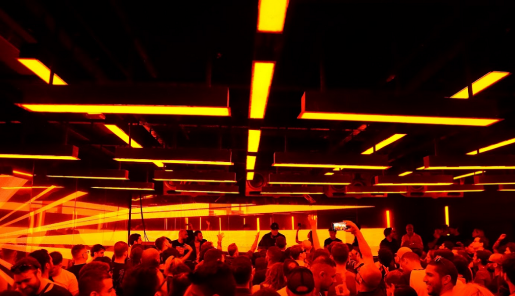 D-EDGE recebe Mochakk, Ratier e nocapz. na Freak Chic desta sexta-feira ...